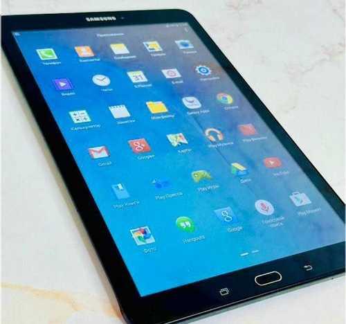 Планшет Samsung Galaxy Tab E 9.6 SM-T561