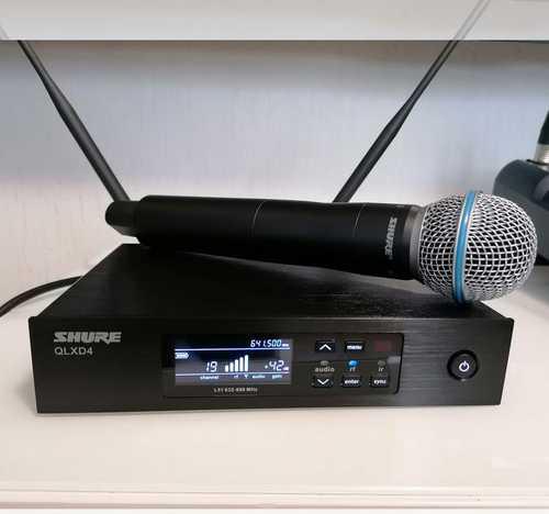 Вокальный радиомикрофон Shure QLX-D/ Beta 58A