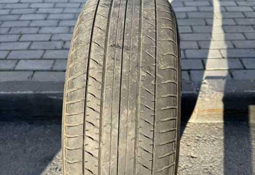 Yokohama A349 215/65 R16