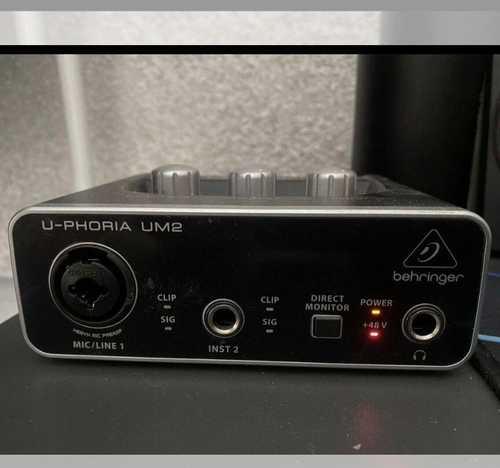 Внешняя звуковая карта behringer u phoria um2