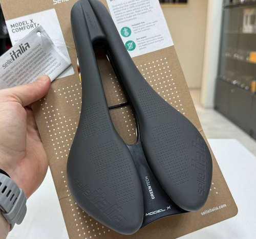 Седло Selle Italia Model Comfort   145 мм