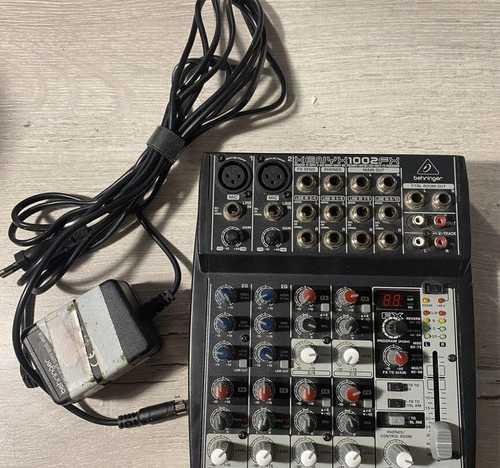 Микшерный пульт behringer 1002FX