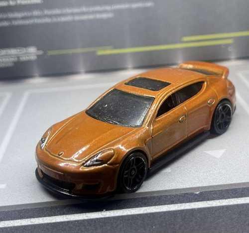 Hot wheels porsche panamera