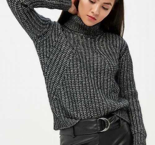 Свитер guess