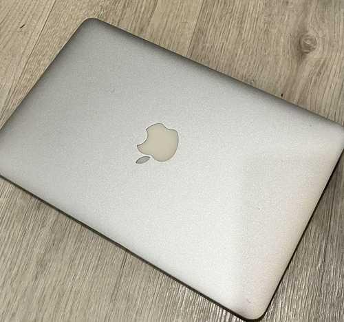 Apple macbook air 11 2011