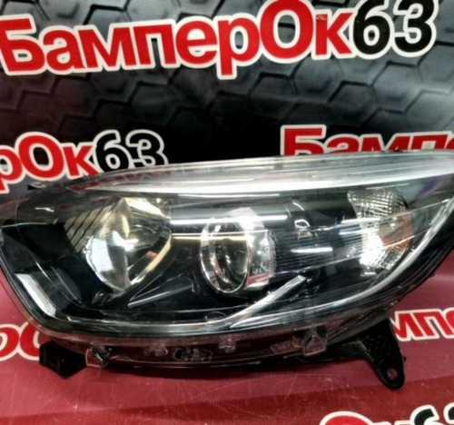 Фара передняя левая Renault Kaptur