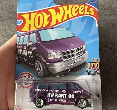 Hot Wheels dodge VAN