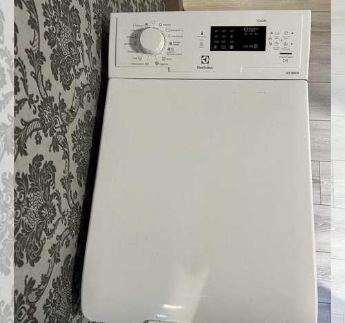 Стиральная машина Electrolux EWT1062IFW