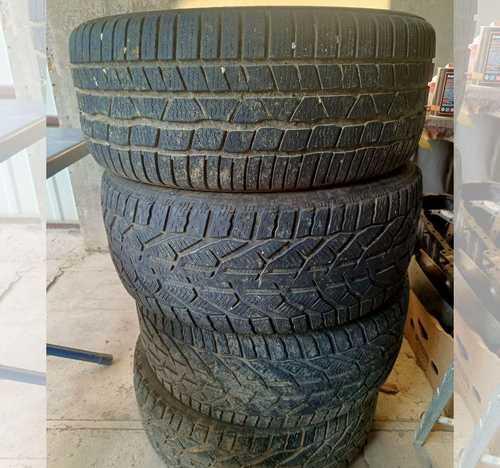 Tigar Winter 235/45 R18