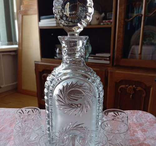Графин с рюмками (хрусталь)