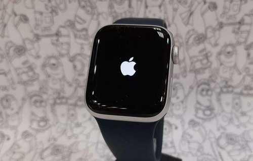 Умные часы Apple Watch SE 40mm