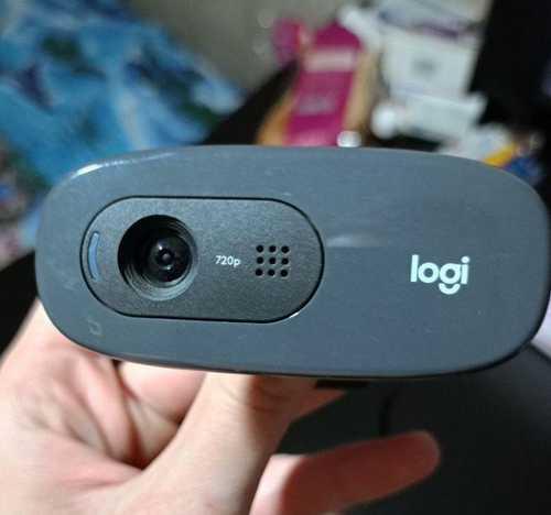 Веб камера Logitech c270