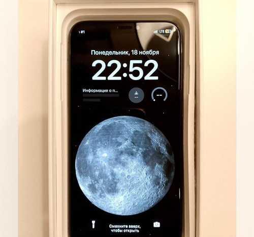 iPhone X, 64 ГБ