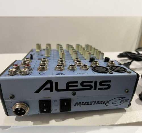 Микшерный пульт Alesis Multimix 6Fx с дефектами