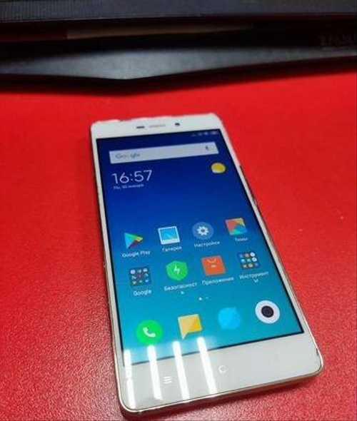 Мобильный телефон Xiaomi Redmi 3S 2/16