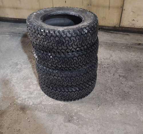 Nortec AT 560 215/75 R15
