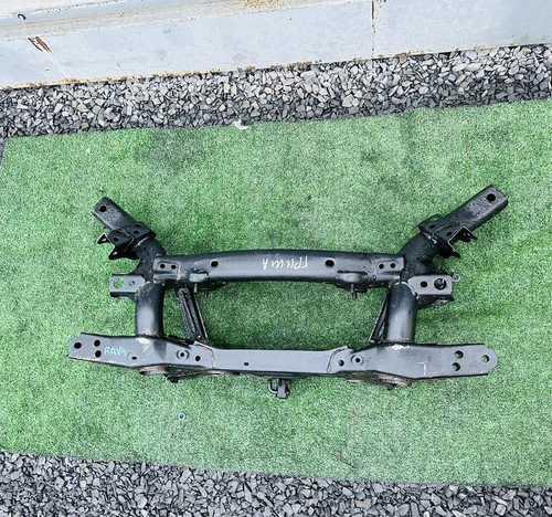Задний подрамник Toyota rav 4 40