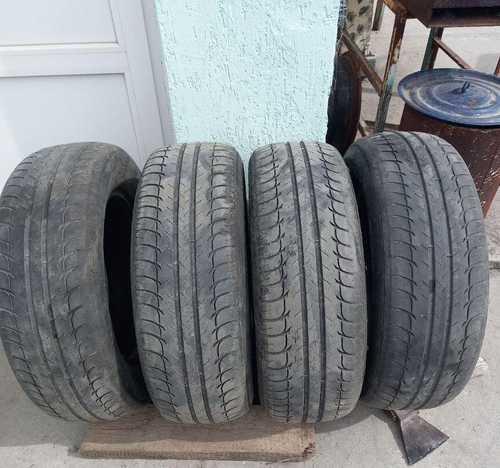 Bfgoodrich G-Grip 215/65 R16 98H