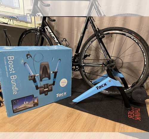 Велостанок Tacx Boost Bundle (с датчиком скорости