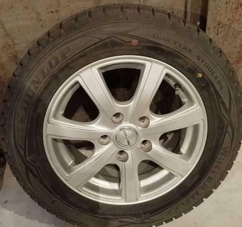 Колеса Dunlop 15*195*65 зимние, не шипованные