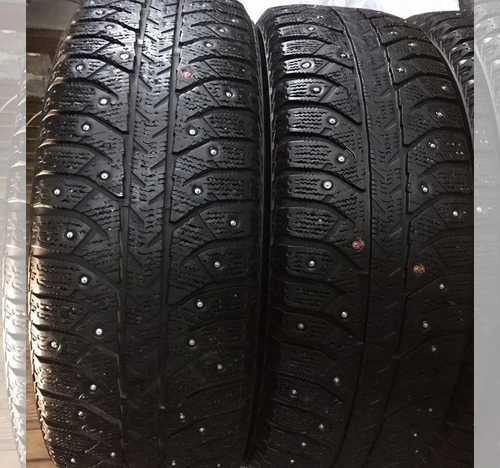 Bridgestone Ice Cruiser 7000 225/65 R17