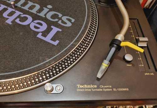 Виниловый проигрыватель Technics SL-1200MK6