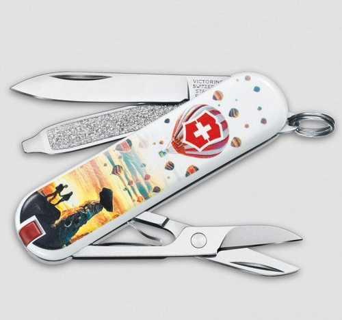 Нож Victorinox Classic Cappadocia 0.6223.L1804