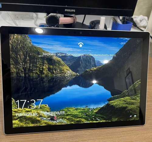 Microsoft surface pro 7 i5, 8gb, 256gb