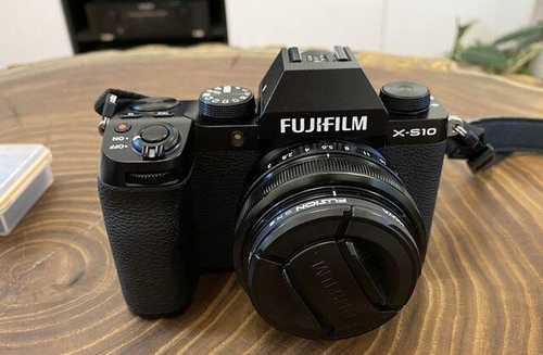 Fujifilm x-s10 + fujinon 35 mm f1.4, 18mm f2