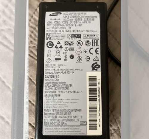 Блок питания Samsung A4819 FDY, 19V, 2.53A, 48W