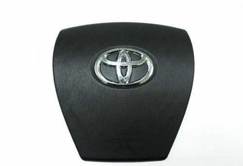 Крышка подушки безопасности руля Toyota Prius
