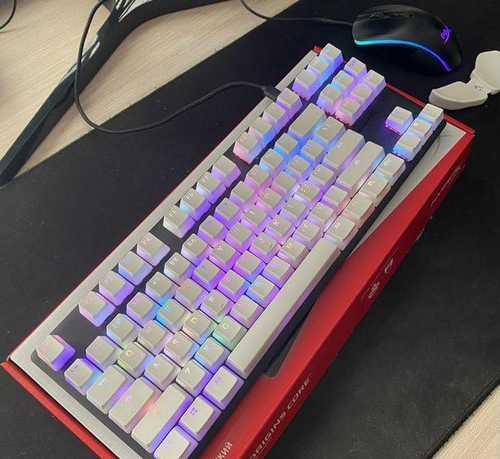 Hyperx Alloy origins core + pudding PBT кейкапы