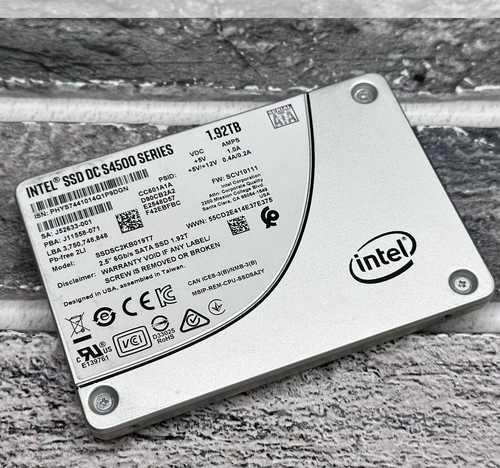 Intel SSD DC S4500 Series 1.92Tb