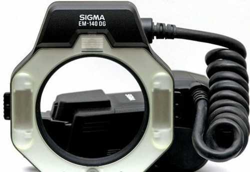 Вспышка Sigma EM 140 DG Macro for Canon+Лапка+