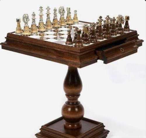Шахматный стол с инкрустацией янтарем