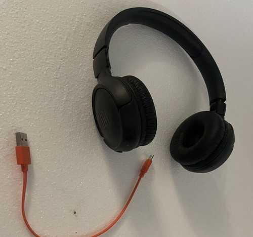 Беспроводные наушники jbl