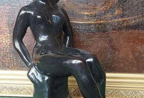 Статуэтка натурщица обливная керамика Гжель
