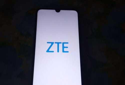 ZTE Blade, 512 МБ