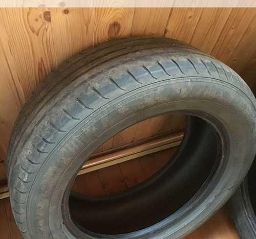 Goodyear EfficientGrip 205/60 R16 92W