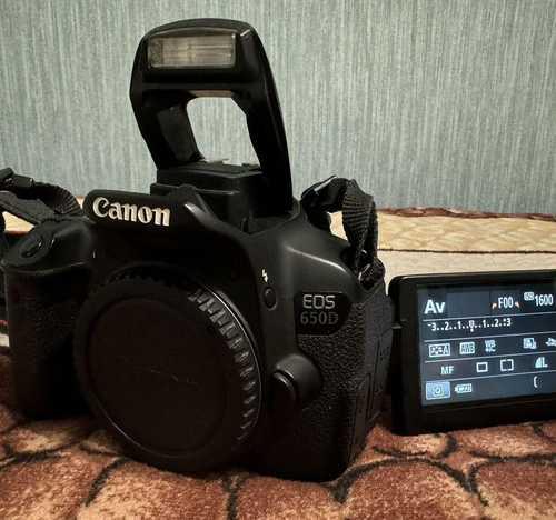 Зеркальный Фотоаппарат Canon 650D (пробег77932)