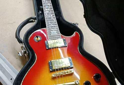 Электрогитара Les Paul Sunburst + кейс