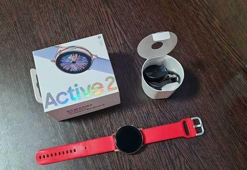 Samsung Galaxy Watch Active 2 в хорошем состоянии