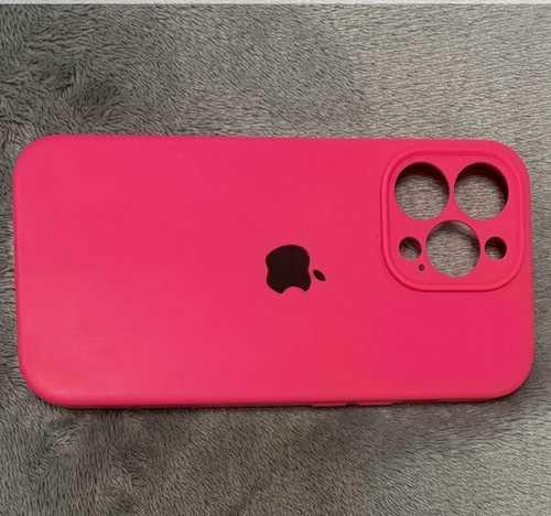 Чехол на iPhone 13 pro