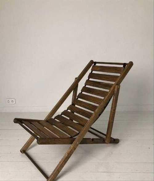 Мебель для террасы веранды: шезлонг деревянный