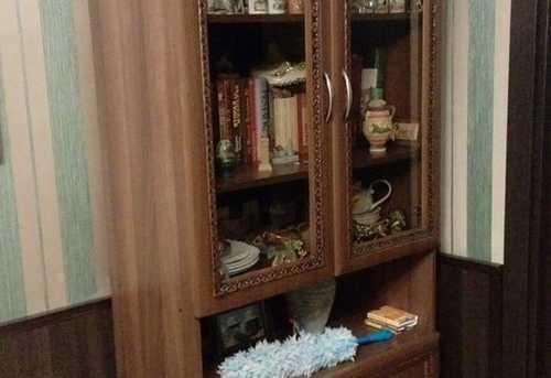 Книжный шкаф комод