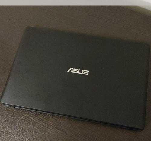 Ноутбук asus x552m