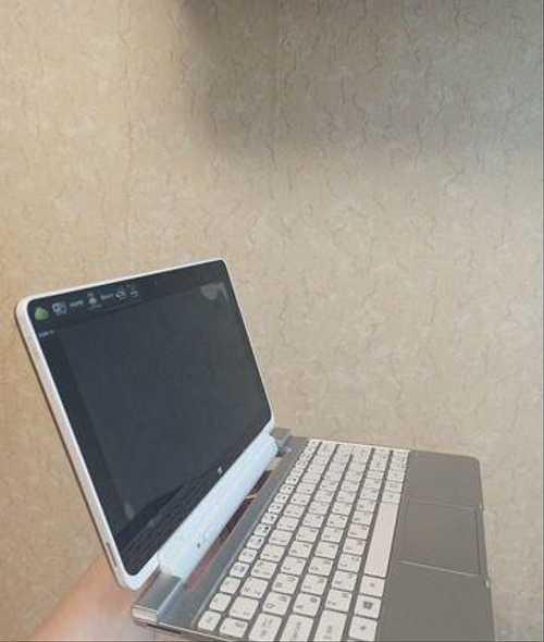 Планшетный компьютер со съёмной клавиатурой Acer