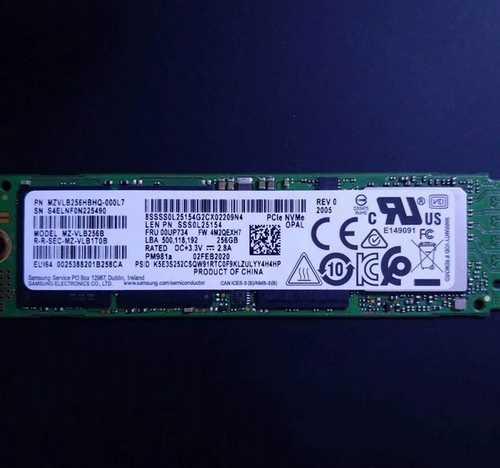 SSD samsung mzvlb256hbhq 256 Gb