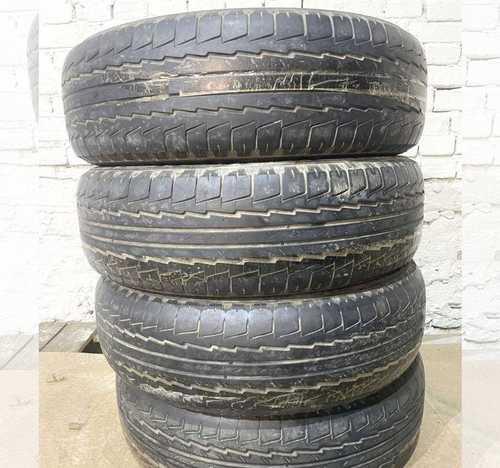 Kumho Road Venture ST KL11 225/75 R16 99L