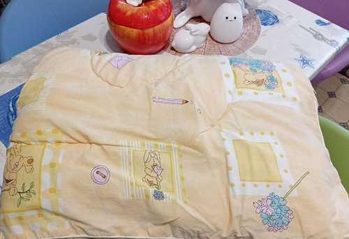 Одеяло стёганое для детской кроватки